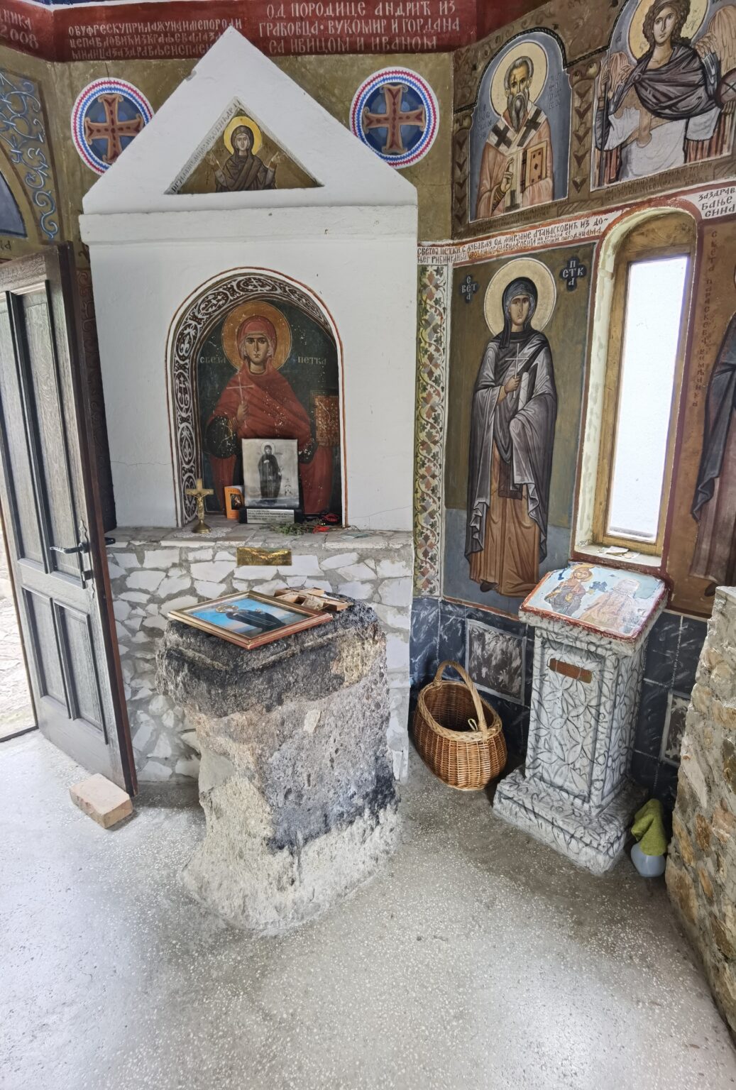 Manastir Svete Petke-Čuvar Svetog Kamena - Turizam Srbije